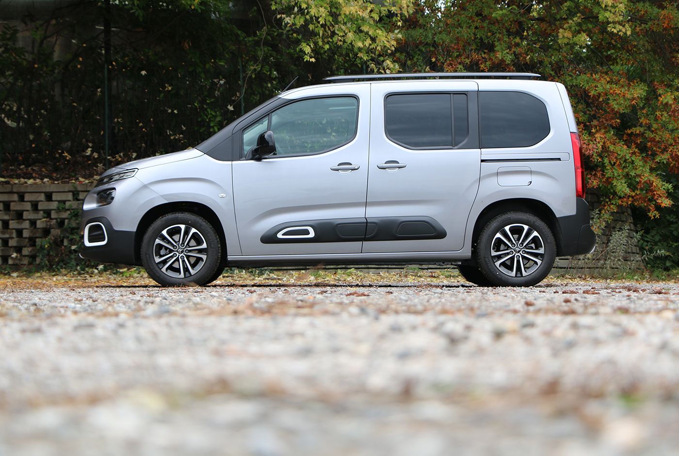 Citroen Berlingo BlueHDi 100, la multispazio compatta e spaziosa