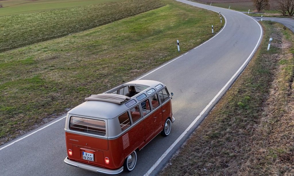Volkswagen e-Bulli Concept: il Samba elettrico