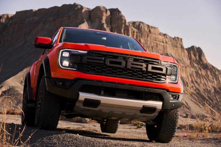 Ford Ranger Raptor: prezzi, foto e allestimenti