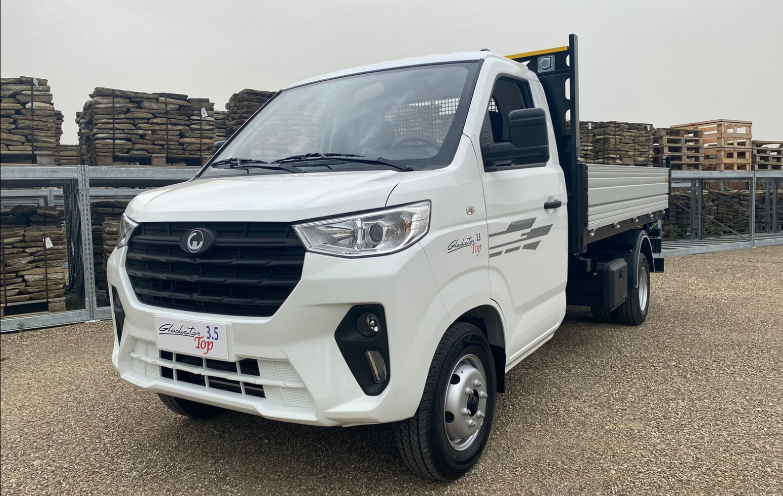 La Giotti Victoria 'sforna' il nuovo leggero Gladiator 3.5 - Mezzi ...