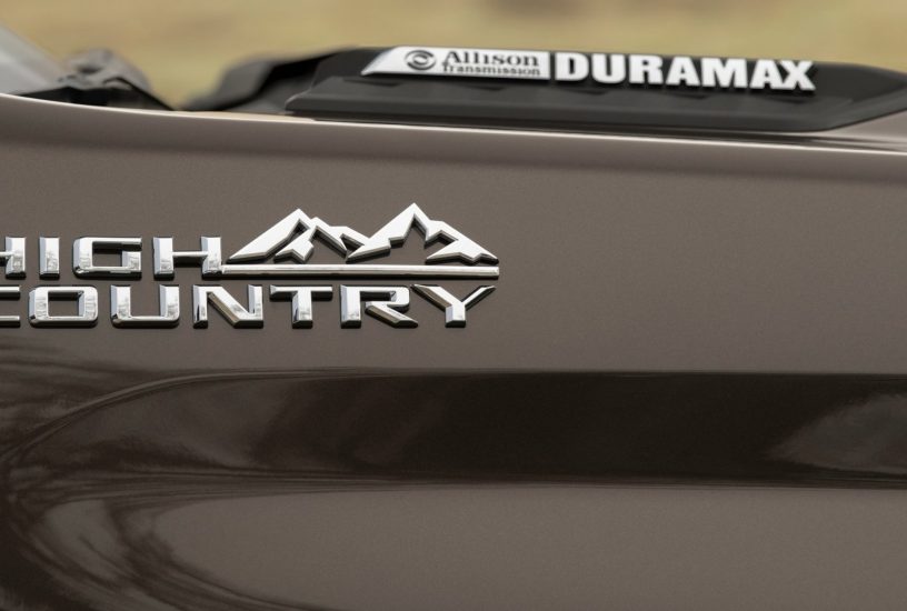Chevrolet Silverado HD: le foto e i dati