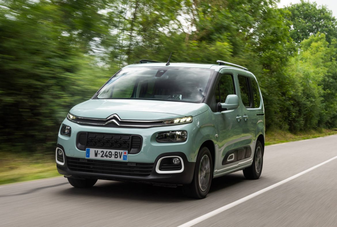 Citroën Berlingo Combi, esterni e dettagli abitacolo - Mezzi Commerciali