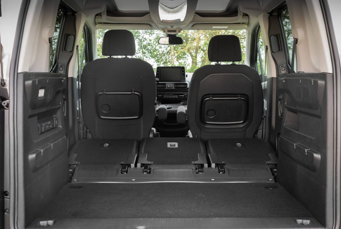 Citroën Berlingo Combi, esterni e dettagli abitacolo - Mezzi Commerciali