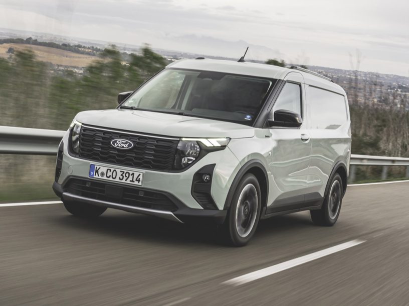 Ford Transit Courier: listino prezzi 2026, dimensioni e consumi