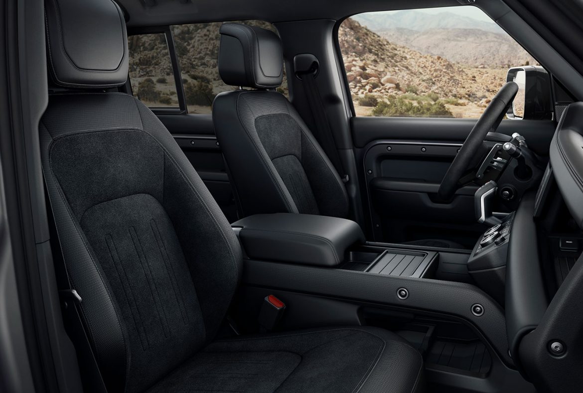 Land Rover Defender - foto di interni ed esterni - Mezzi Commerciali