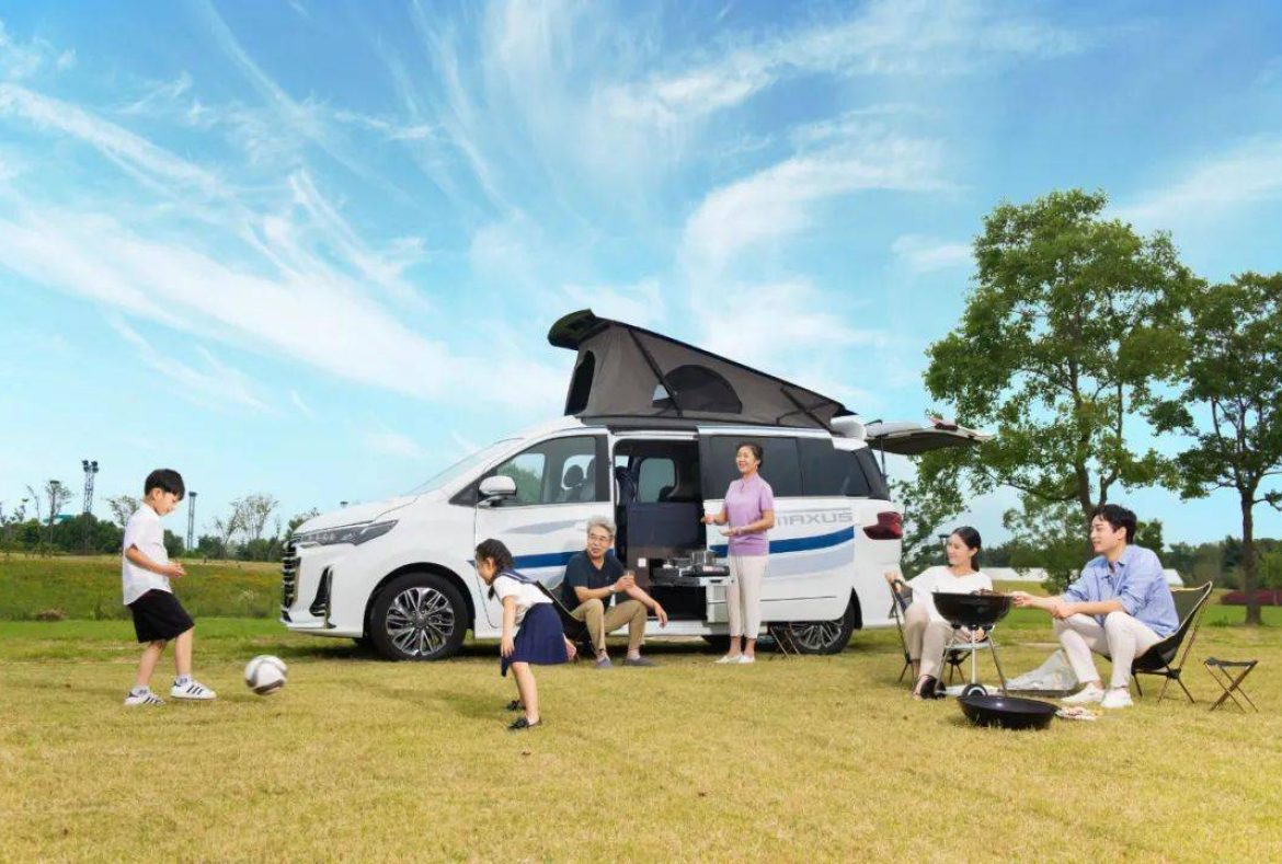 Maxus RG20 camper - foto di interni ed esterni - Mezzi Commerciali
