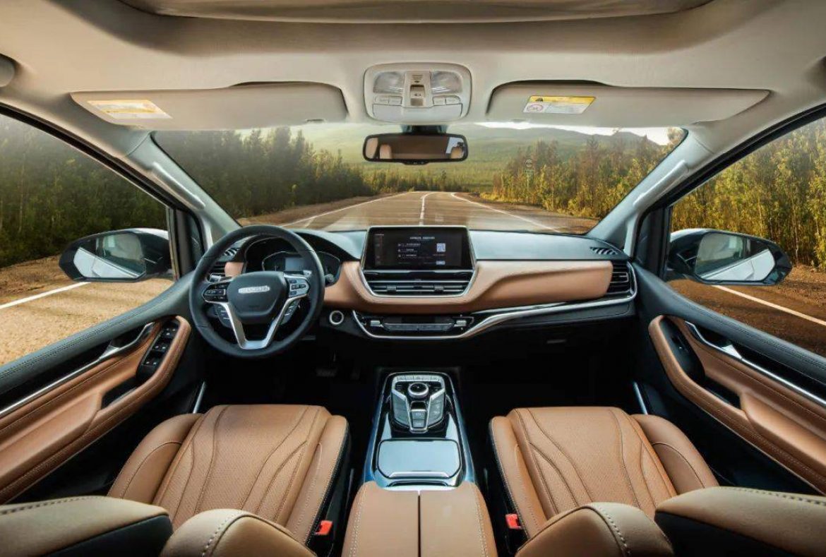 Maxus RG20 camper - foto di interni ed esterni - Mezzi Commerciali