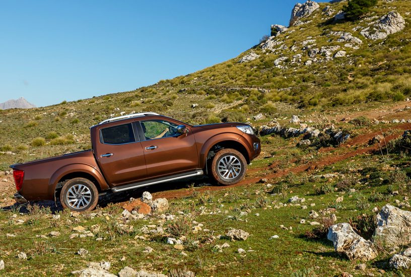 Nuovo Nissan NP300 Navara, foto e caratteristiche