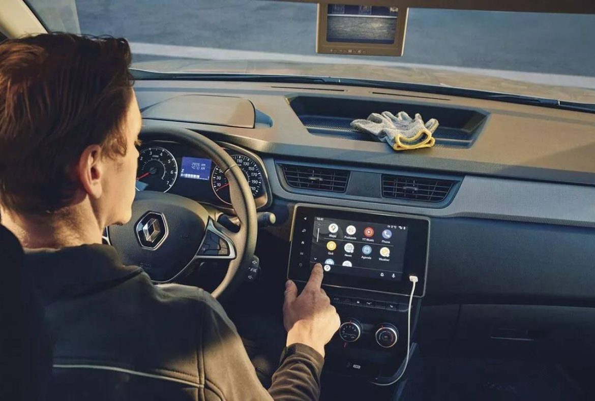 Renault Express Van - foto di interni ed esterni - Mezzi Commerciali