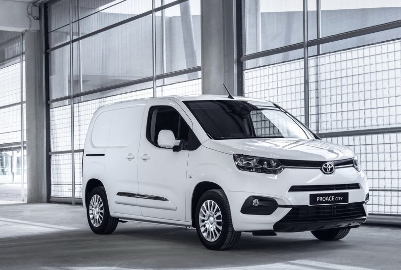 Minivan 7 e 9 posti: marche, modelli e listino prezzi 2026