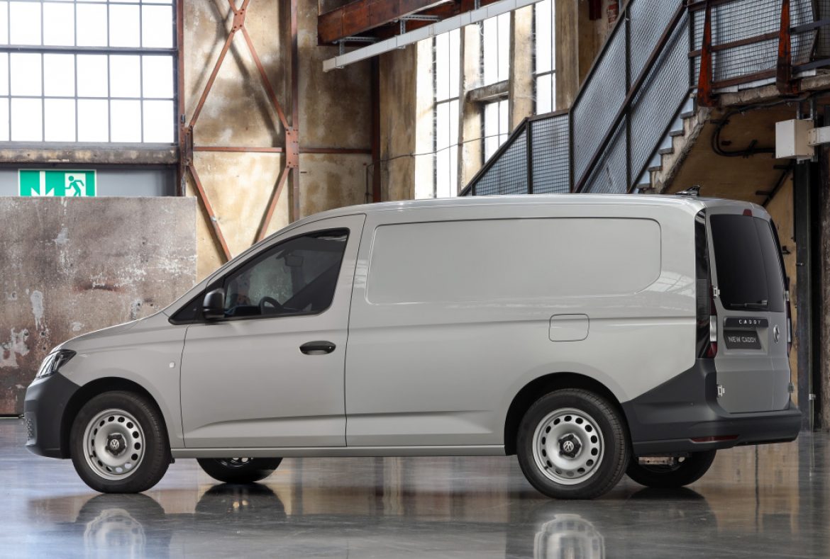 Volkswagen Caddy Cargo (furgone) - foto di interni ed esterni - Mezzi ...